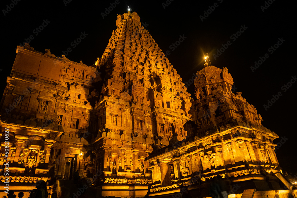 Night Time with Lightning - Tanjore Big Temple or Brihadeshwara Temple ...