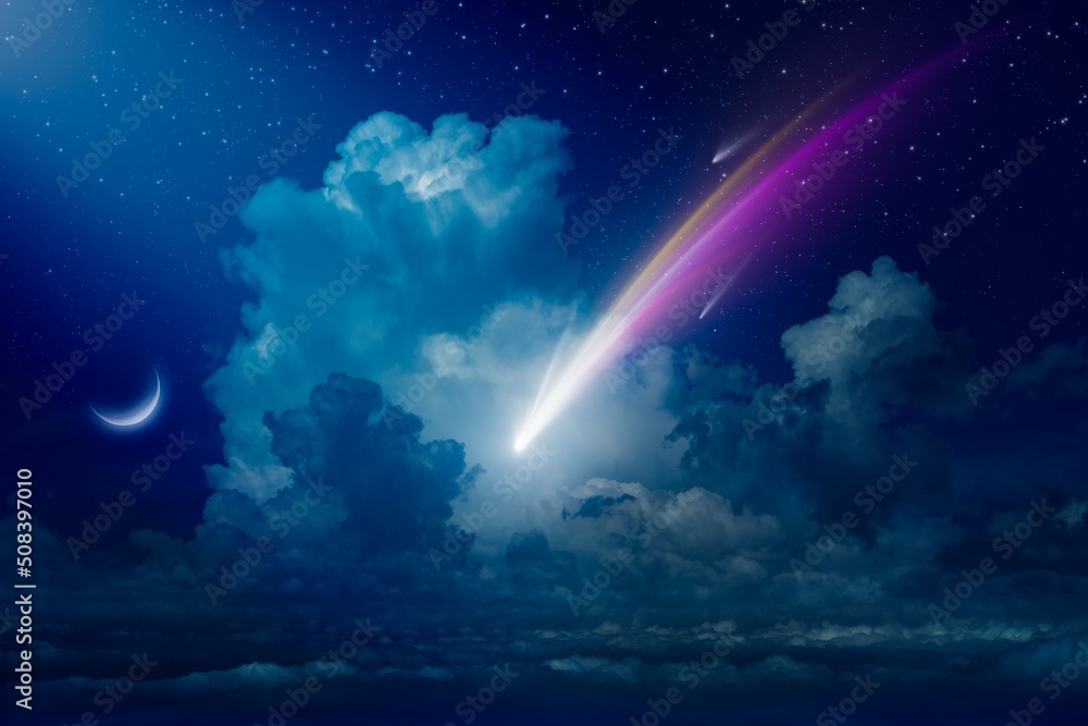 Amazing mysterious image – rising crescent moon, falling comets or ...