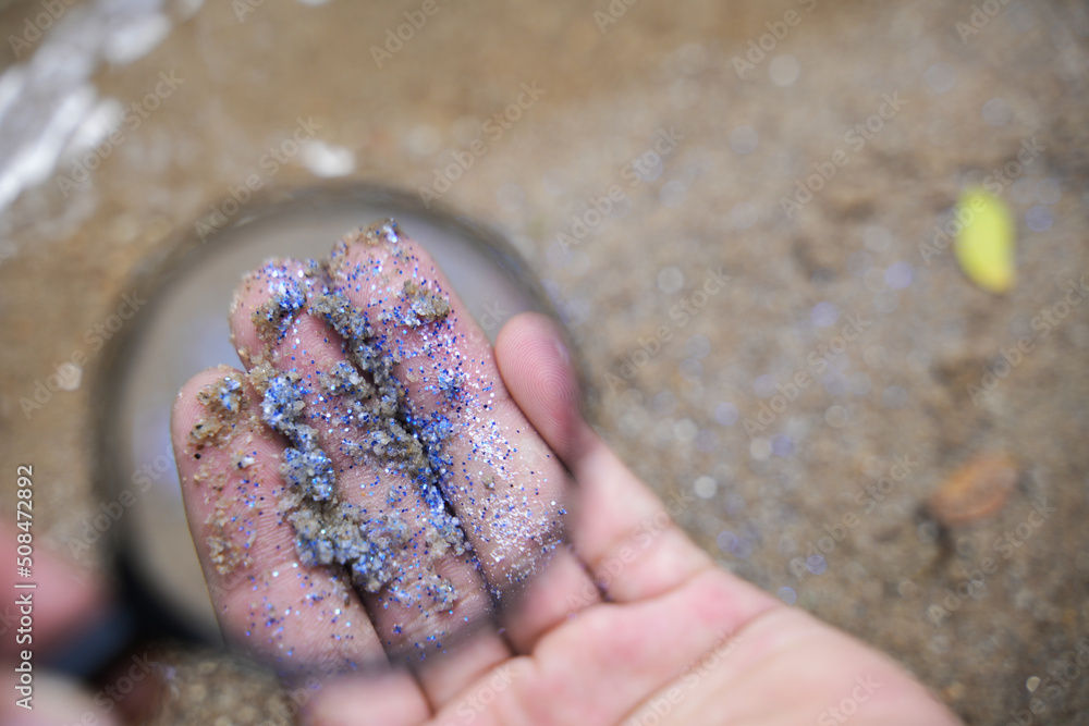 Microplastics at hand, microplastics, air pollution, aquatic ...