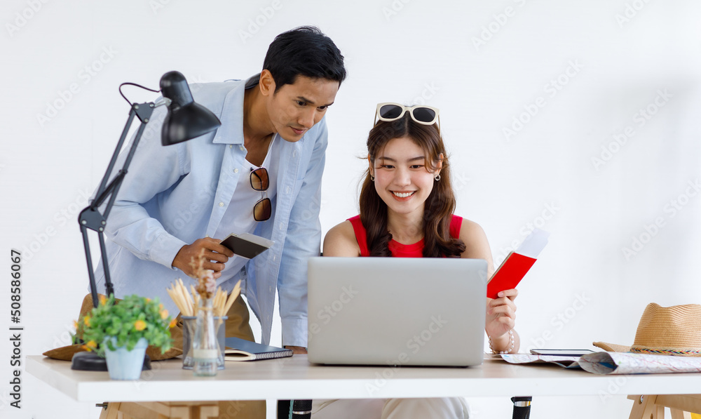 Asian young lovely husband and wife traveler couple in casual summer ...