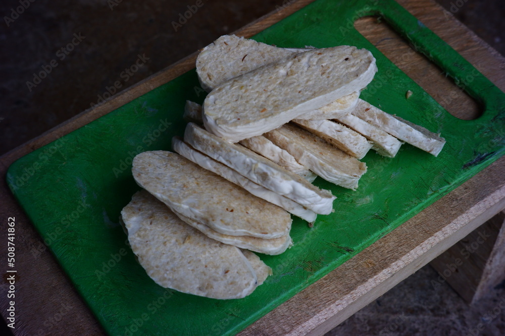 This food from Indonesia which is commonly called TEMPE GEMBOS is one ...