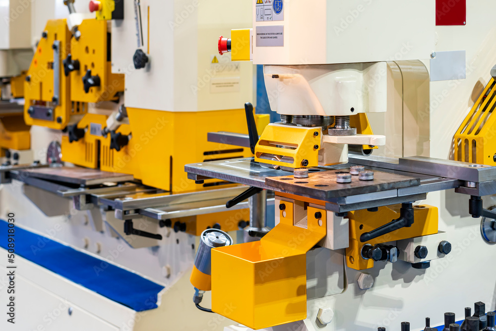 Compact hydraulic punch shear bender and notching machine for cutting ...