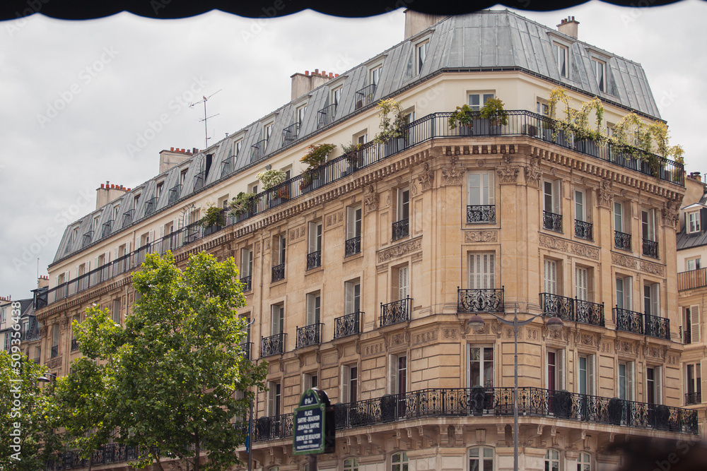 Paris, France - May 29, 2022: Facade of an old Parisian house of ...