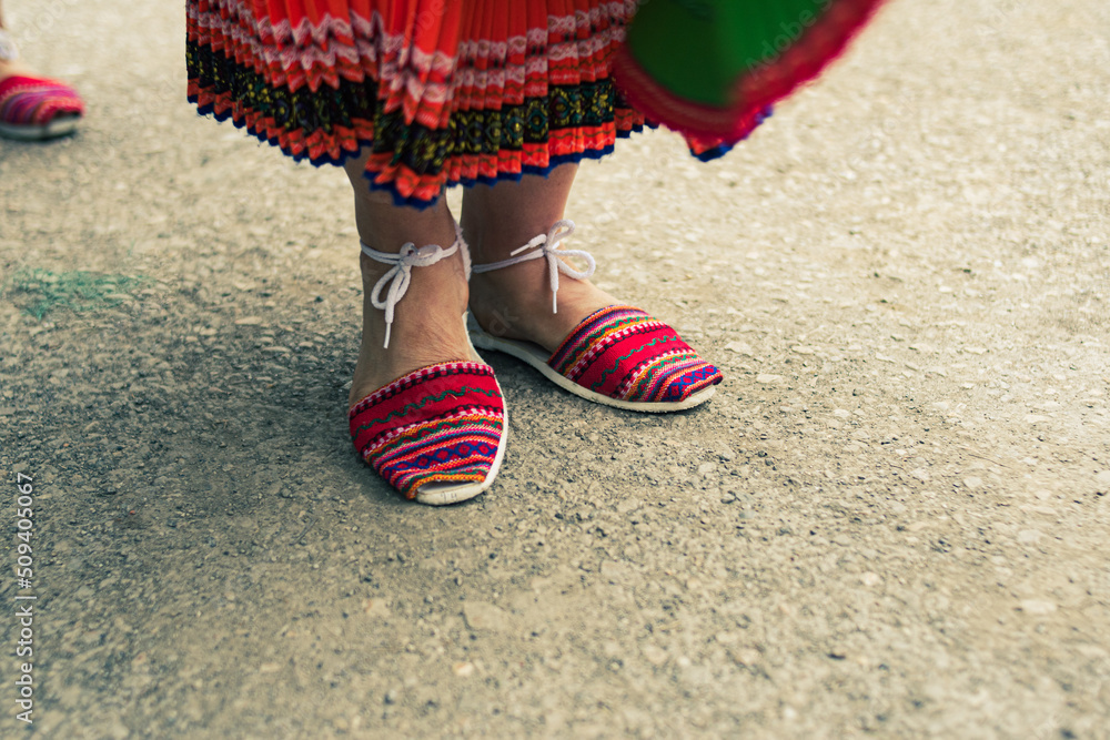Ecuadorian indigenous men and women dressed in their typical costumes ...