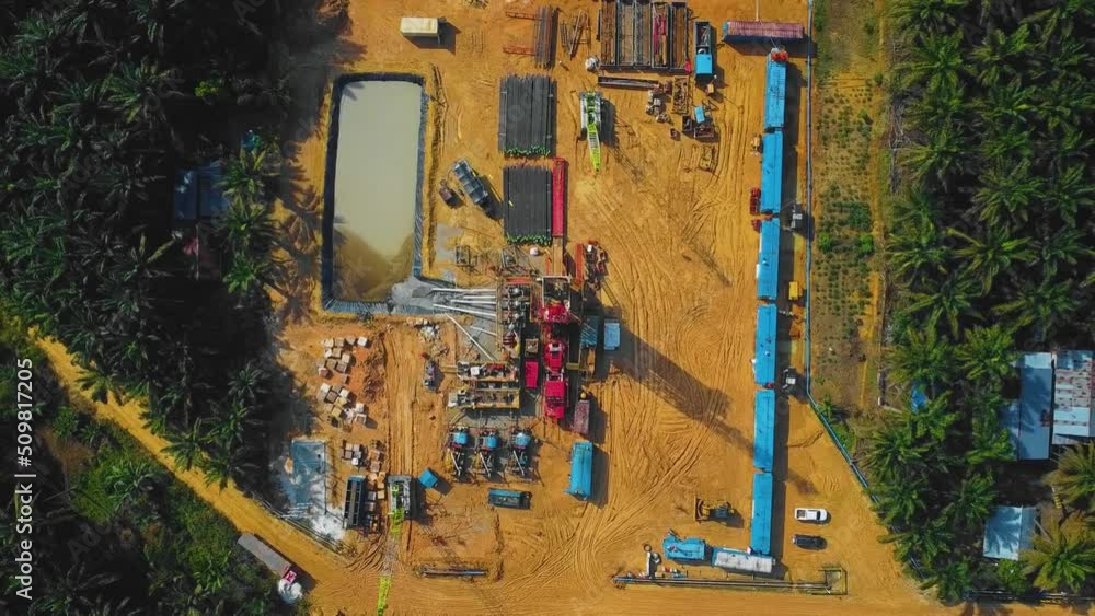 Cinematic Onshore Drilling and Workover Rig structure and Rig equipment ...