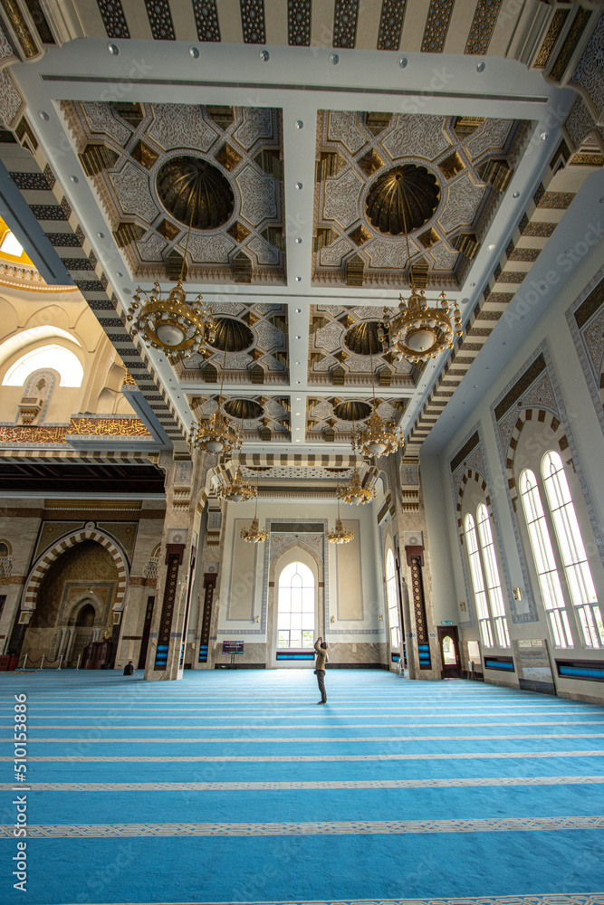 Beautiful islamic architecture of Masjid Sri Sendayan the new and the ...