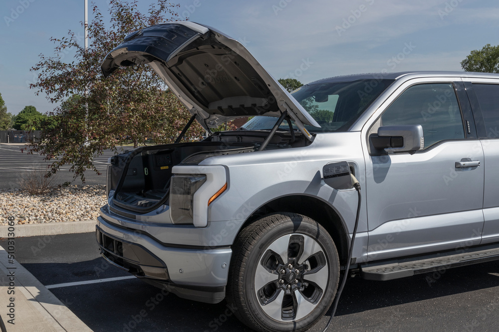 Ford F-150 Lightning display. Ford offers the F150 Lightning all ...