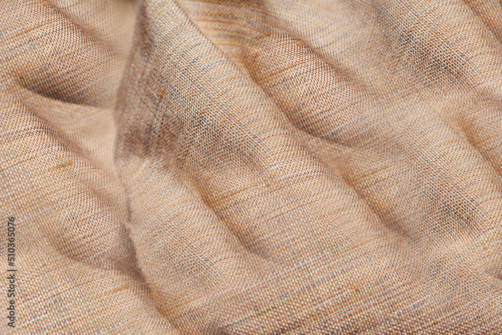 The material is Japanese cloth. Say "obi." The "obi" is a wide range ...