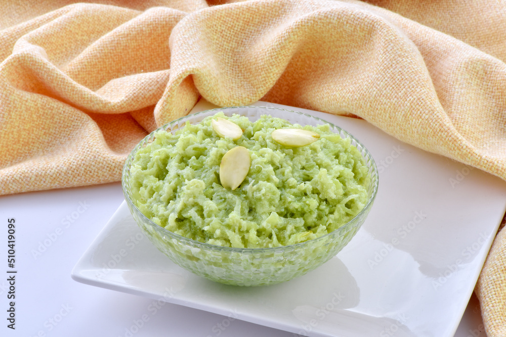 Loki Halwa or Marrow Gourd Pudding. A delicious sweet and healthy ...