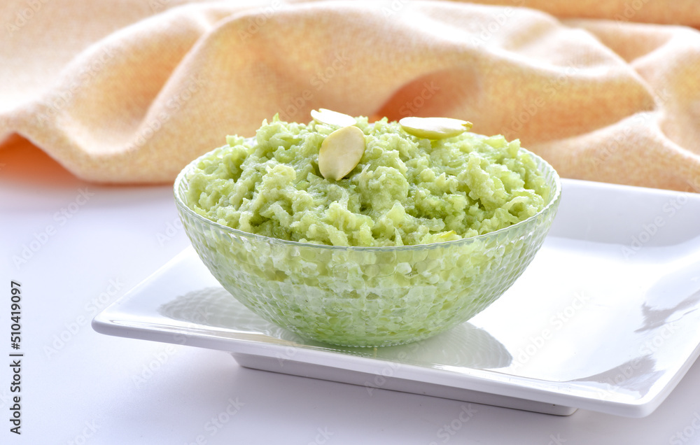 Loki Halwa or Marrow Gourd Pudding. A delicious sweet and healthy ...