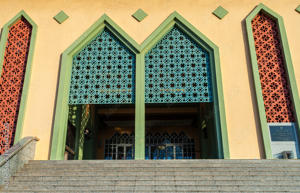 Batam Grand Mosque is a Landmark and the biggest mosque in Batam City ...