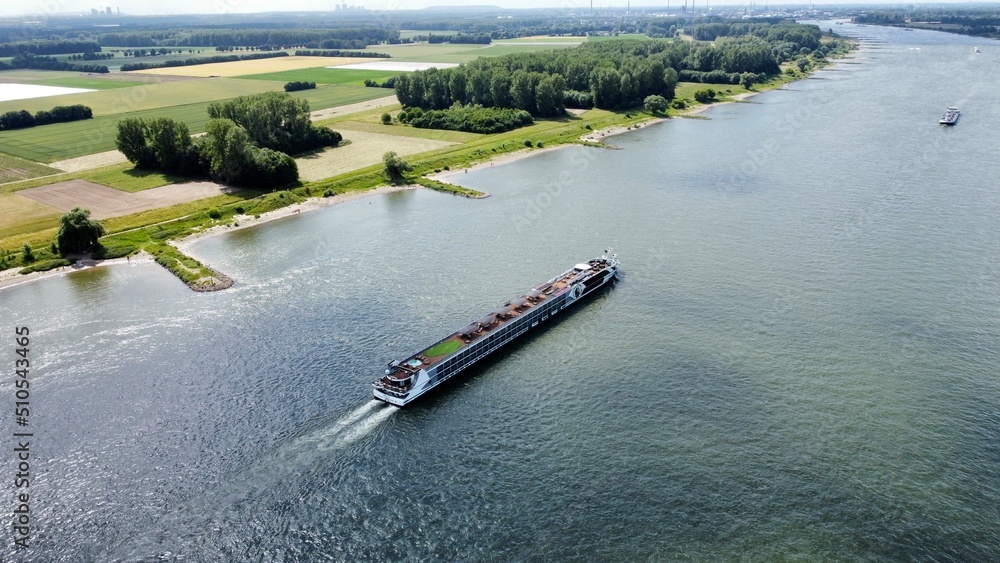 Rheinfähre Hitdorf - Langel Stock-Foto | Adobe Stock