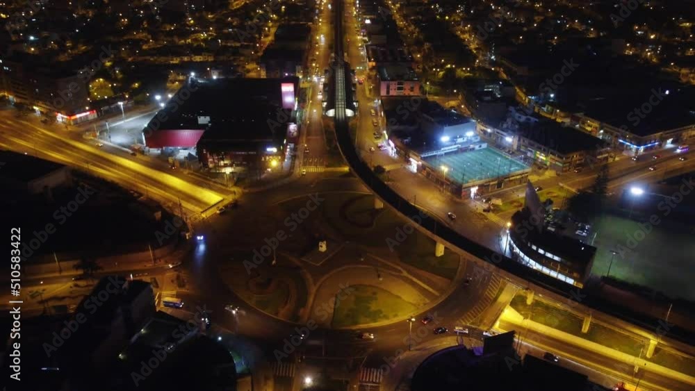 Drone time lapse of a roundabout in Lima, Peru called "Ovalo Higuereta ...