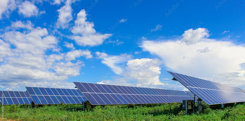 Foto de Solar Power Plant - SDG 7 ESG SUN carbon footprint CO2 emission ...