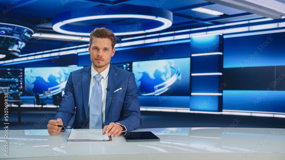 Beginning Evening News TV Program: Anchor Presenter Reporting on ...