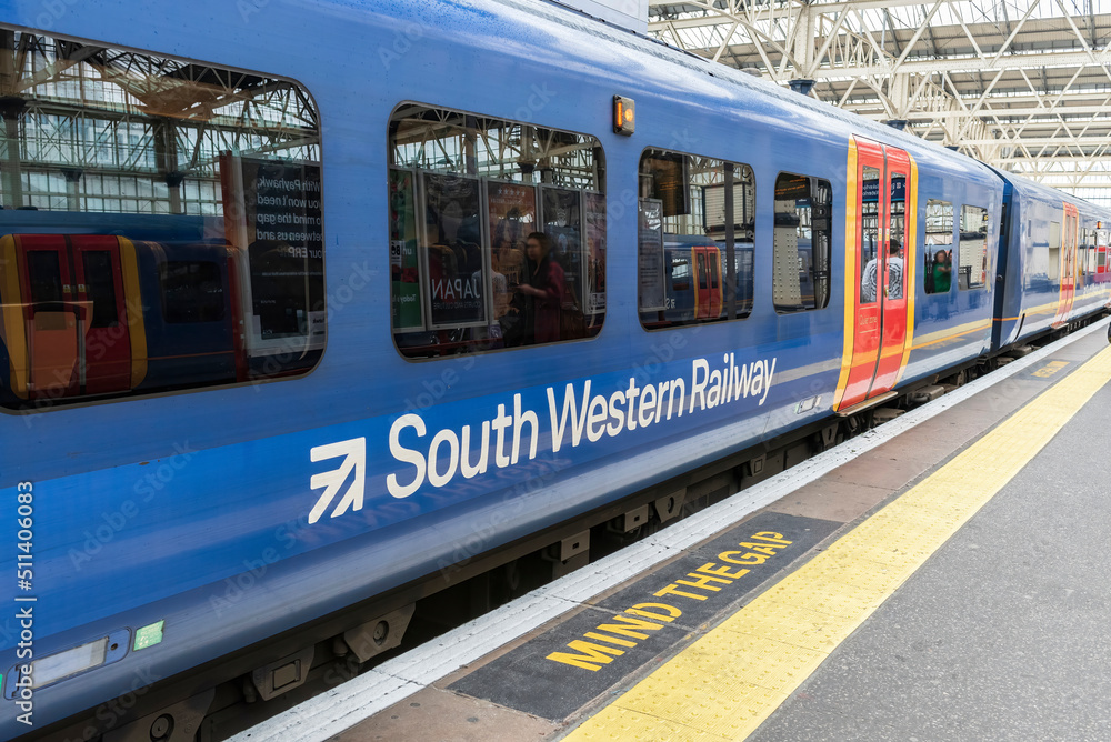 Fotografia do Stock: SOUTH WESTERN RAILWAY (SWR)is a British train that ...