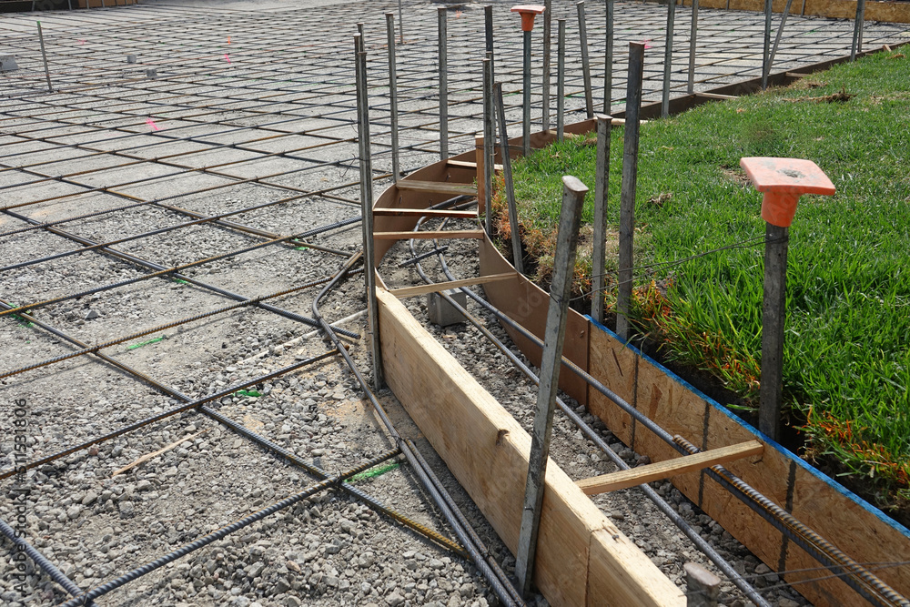 concrete forms and metal rebar ready for concrete pour Stock Photo ...