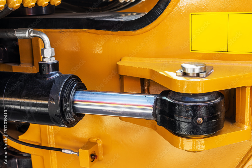Hydraulic piston system for tractors, bulldozers, excavators Stock ...