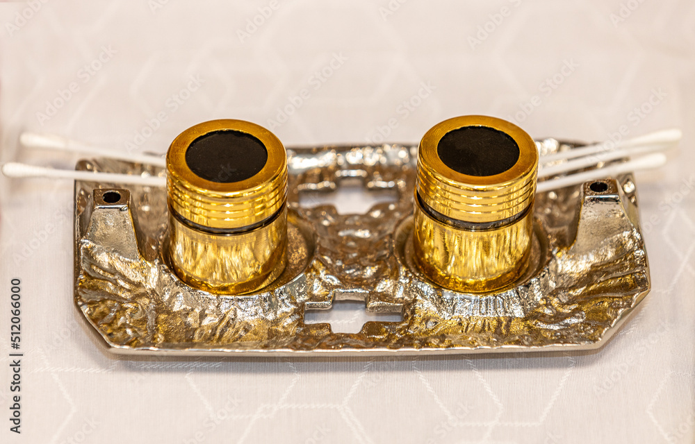 Elementos religiosos utilizados en celebraciones eclesiásticas ...