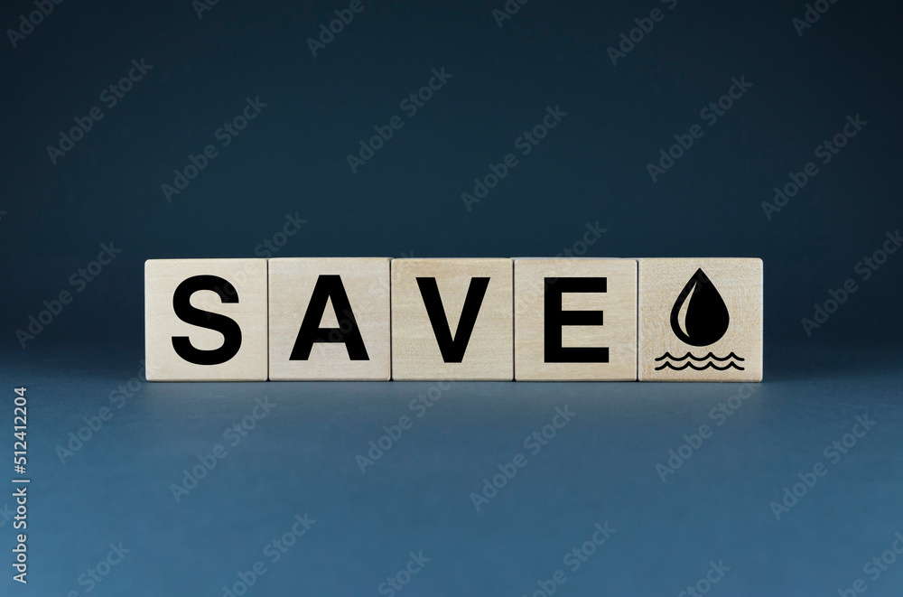 Foto de Save water. Cubes form the words Save water. do Stock | Adobe Stock