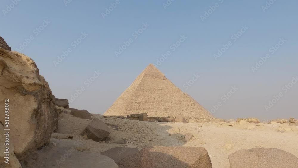 The Great Pyramid of Giza, largest Egyptian pyramid and tomb of Fourth ...