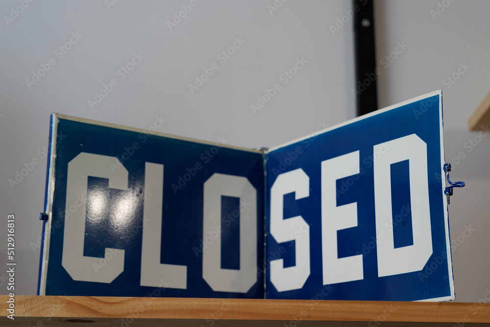 closed boutique text sign board door entrance shop signboard Stock ...