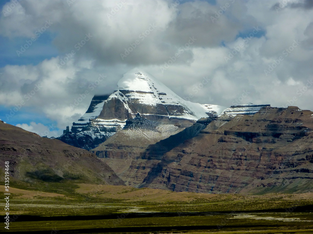Summit of mount Kailash, holy mountain in Western Tibet Stock Photo ...