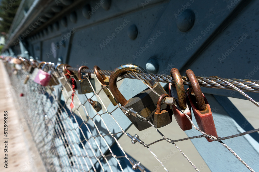 Closeup steel bridge railing shackle padlocks attached Stock Photo ...