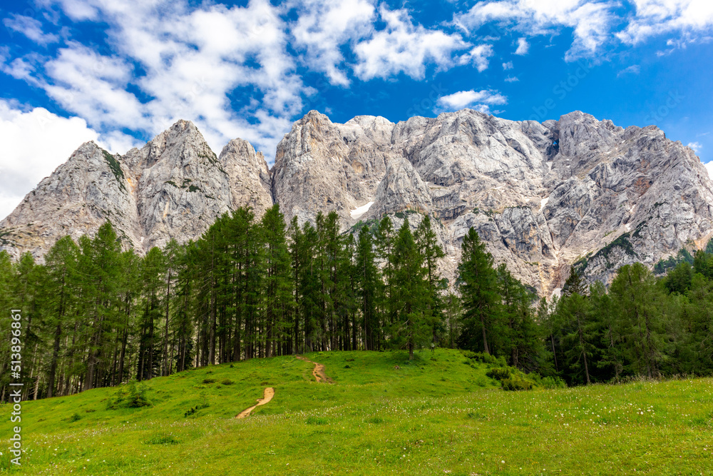 Willkommen in der wunderschönen Gebirgsgruppe der Julische Alpen ...