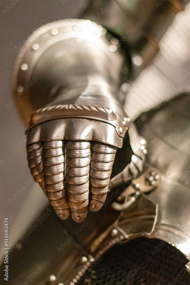 Basic Medieval Gauntlet – How to Make a Gothic Gauntlet Armor Tutorial ...
