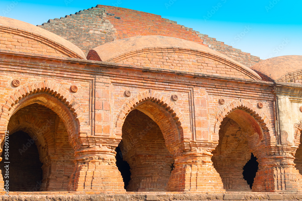 Arches of Rasmancha, oldest brick temple of India -tourist attraction ...