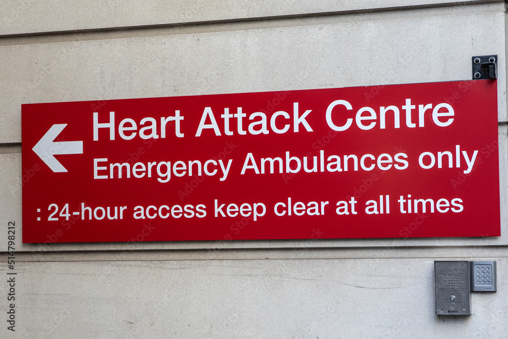 Heart Attack Centre at St. Bartholomews Hospital in London, UK Stock ...