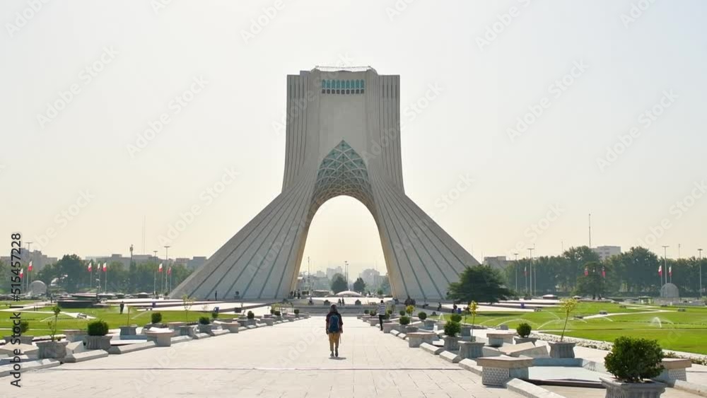 Video „TEHRAN, IRAN JUNE 13, 2022: tourist walk by Azadi Tower ...
