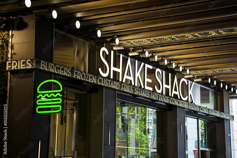 SHAKE SHACK 企業の看板 ロゴマーク Stock Photo | Adobe Stock