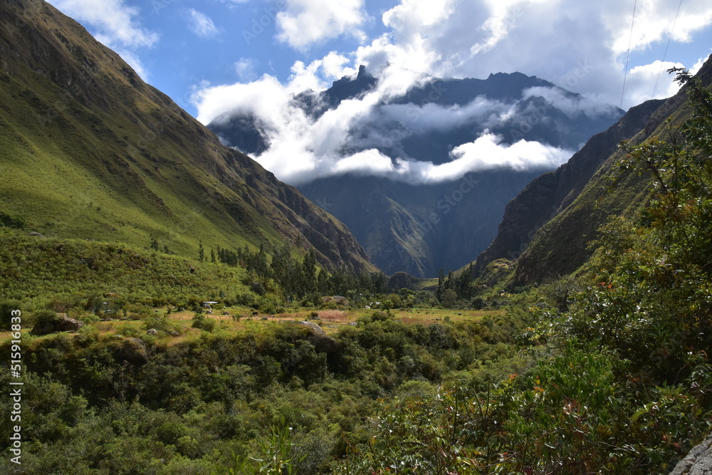 Hiking the Ruta 2 on the Inca Trail in Peru on our way to Machu Picchu ...