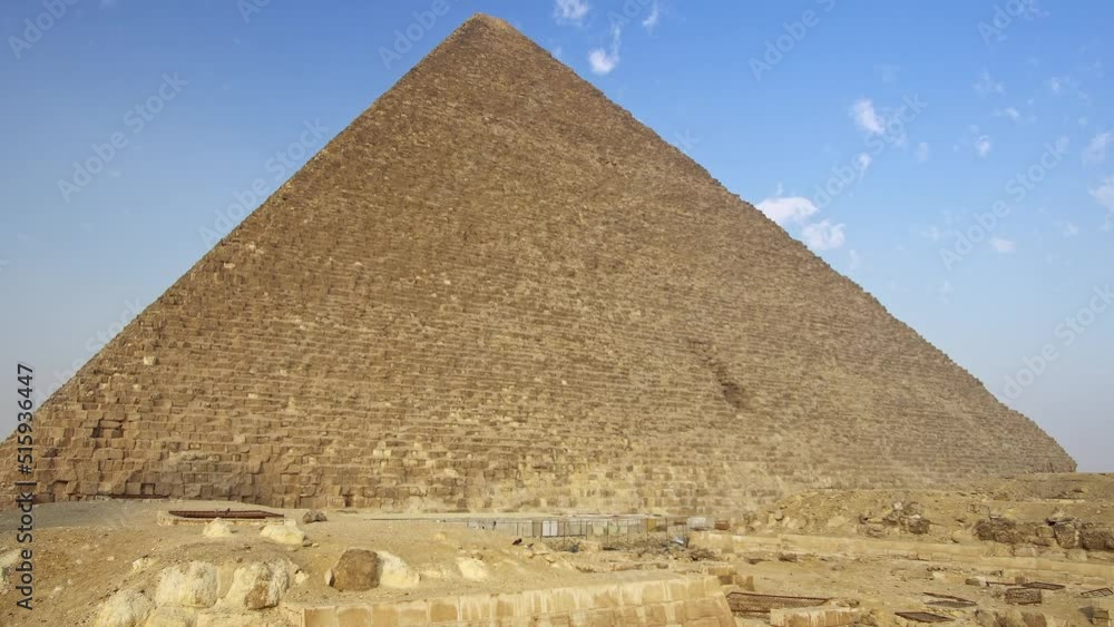 Great Pyramid of Cheops, three pyramids, Giza Plateau, ancient Egypt ...