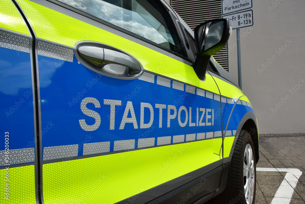Die Stadtpolizei sorgt für Ordnung und Sicherheit in der Gemeinde und ...