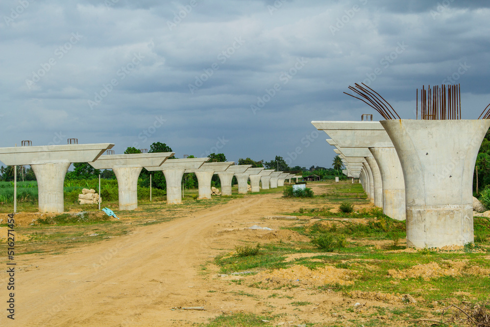Construction and casting of concrete columns to support the weight of ...