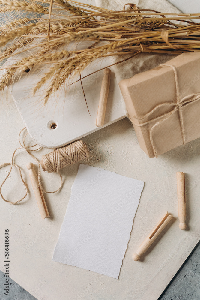 Blank paper card mockup, envelope, rustic style. Eco friendly. Wedding ...