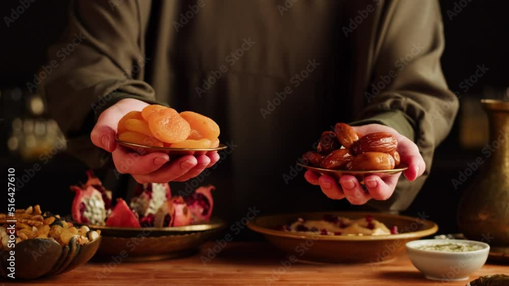 Turkish traditional food. Dried apricots and dates close-up, dry fruits ...