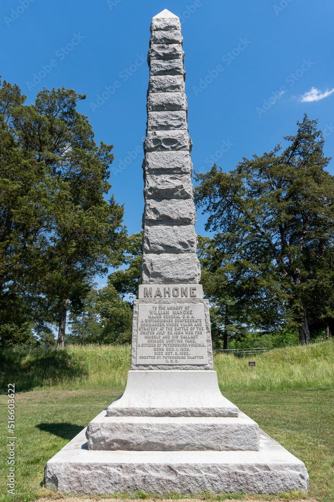 Petersburg, Virginia: Petersburg National Battlefield site of American ...