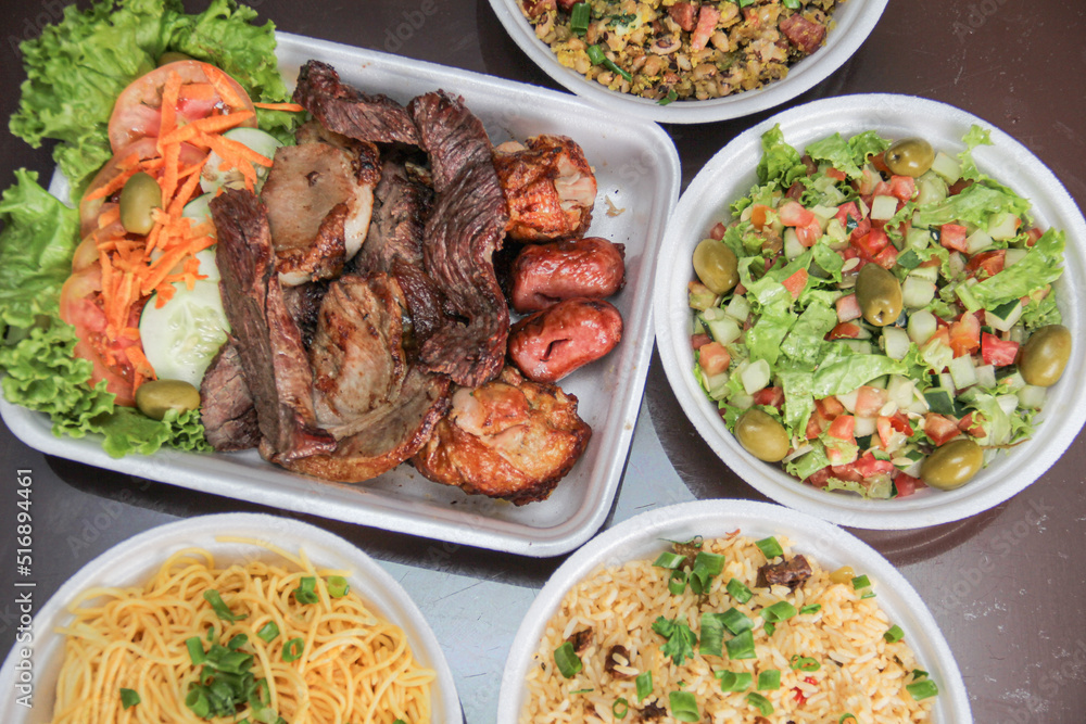 Obraz na płótnie Tipico churrasco brasileiro servido com arroz ...