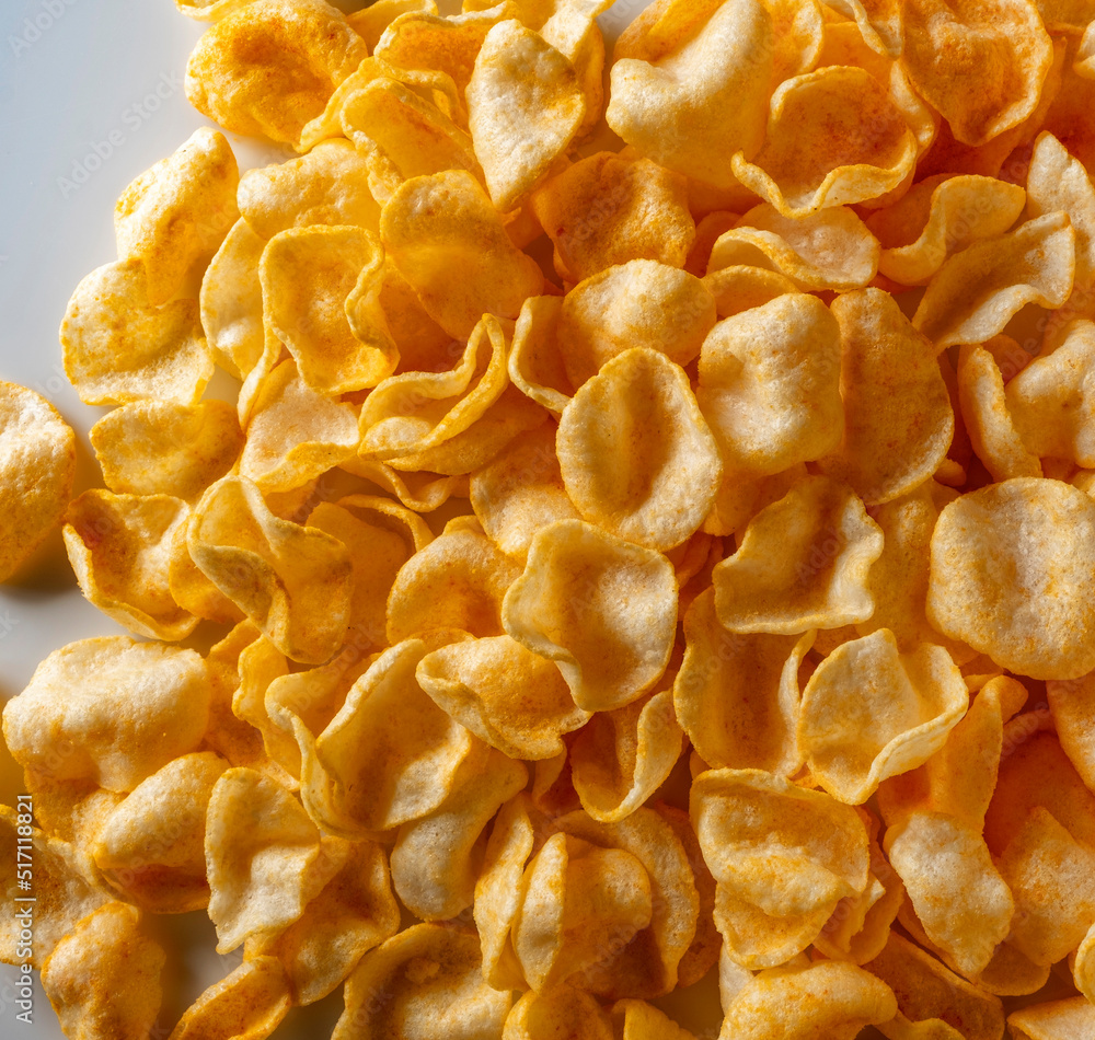 Foto de potato crisps, chrupki ziemniaczane do Stock | Adobe Stock