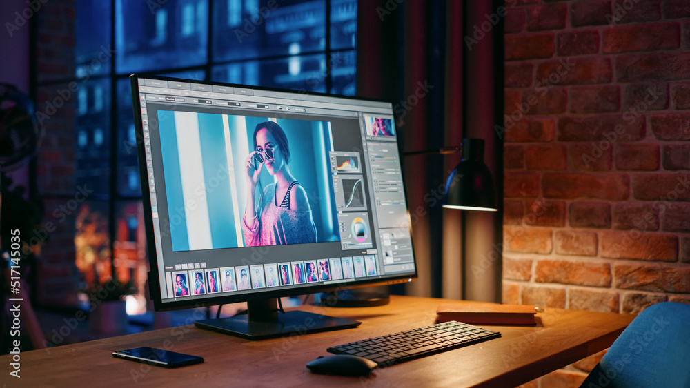 Modern Loft Office with Night City View From Big Window. Computer ...