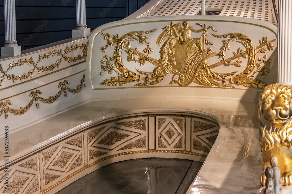 Dutch Royal Barge next to Amsterdam National Maritime museum ...