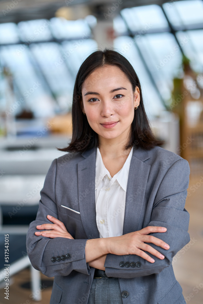 Young confident Asian business woman entrepreneur, elegant professional ...