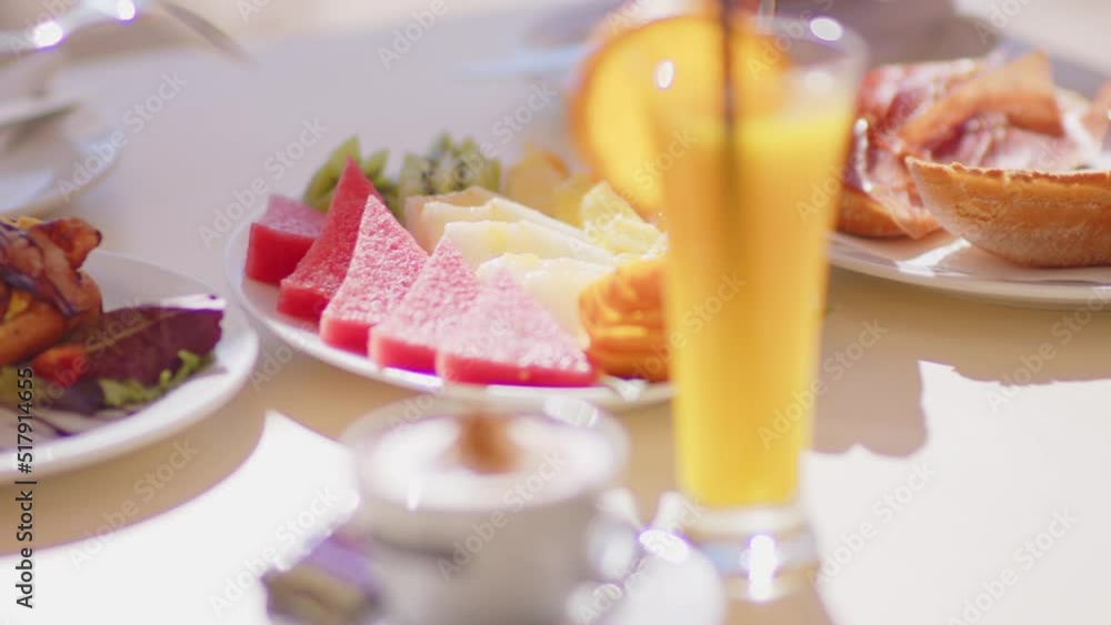 4K SlowMo - Delicious breakfast at a beach bar - fork poking at ...