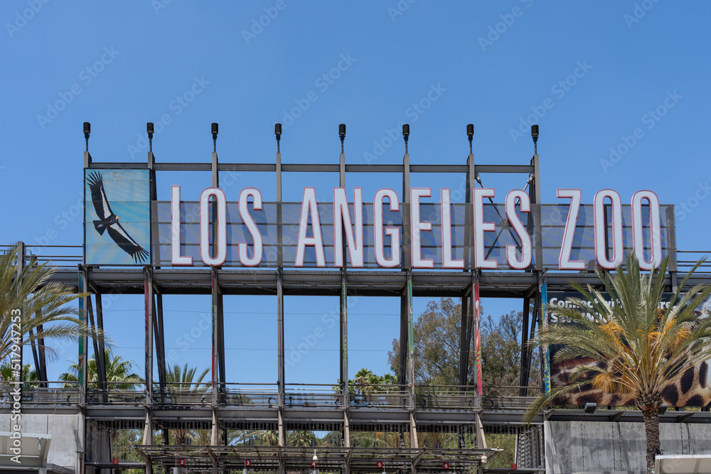 Los Angeles, Ca, USA - July 6, 2022: Close up of Los Angeles Zoo sign ...
