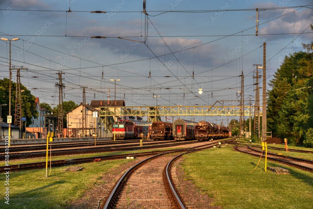 Siegmundsherberg, Bahnhof, Zug, Güterzug, Personenzug, Gleis, Gleise ...
