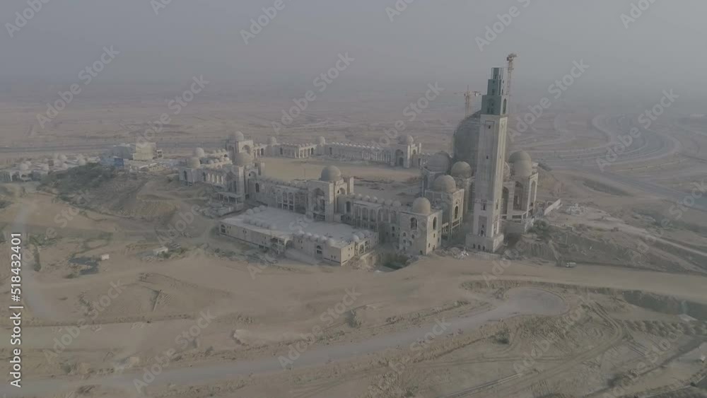 Aerial view of the construction of the Grand Jamiya Mosque in Karachi ...